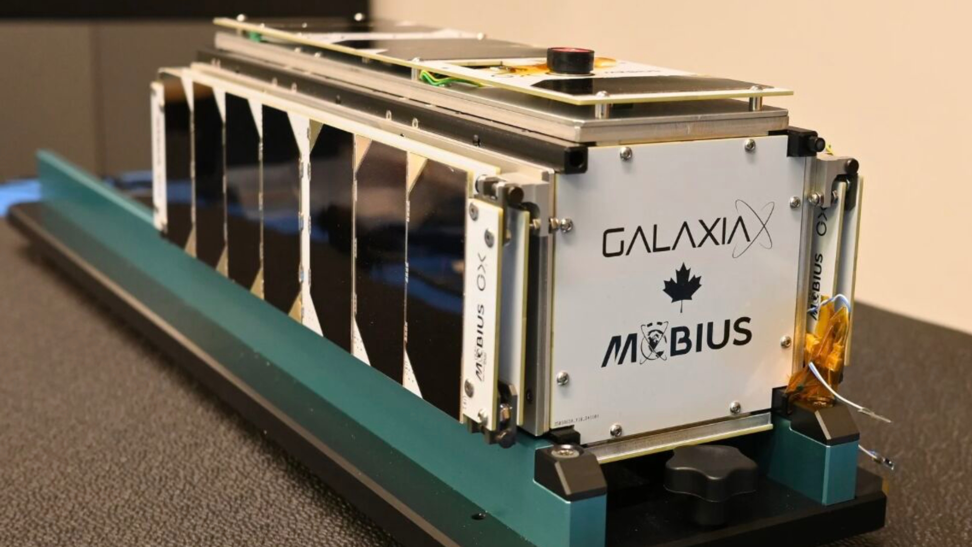 Galaxia lands $2.5M DRDC contract to build tactical LEO satellite ...
