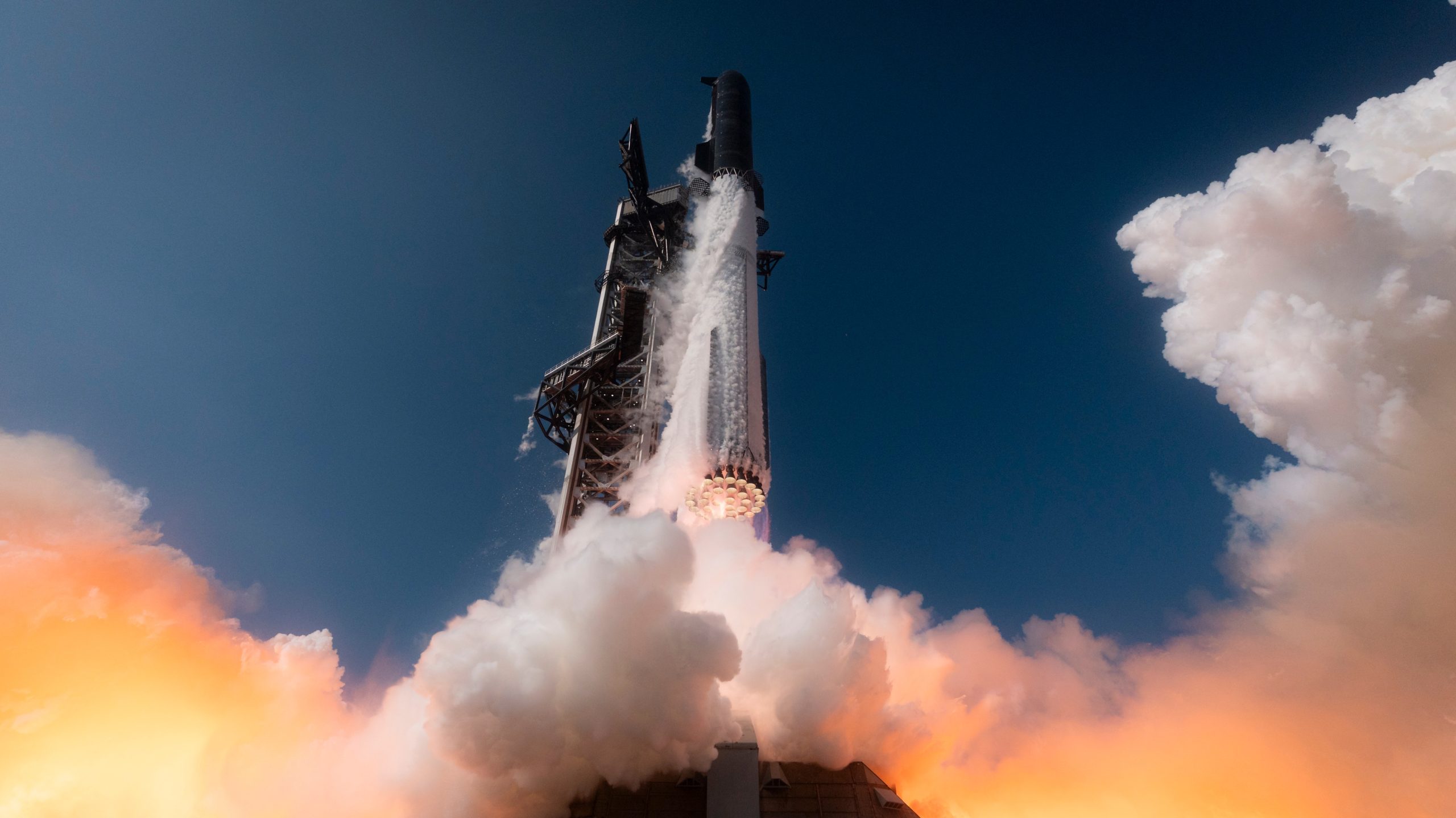 A look at upcoming historic SpaceX IPO - SpaceQ Media Inc.